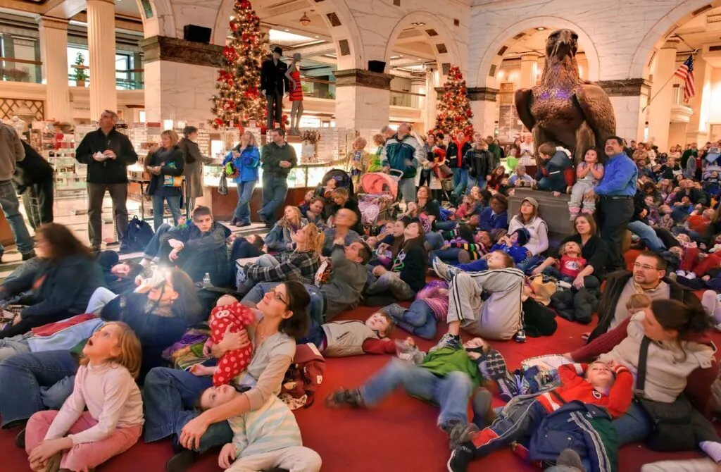 Wanamaker Holiday Light Show & Dickens Village Shine On in 2025 ...